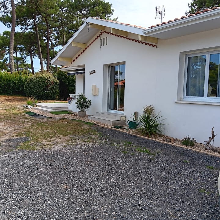 Maison De Vacances Avec Terrain De Pétanque - Biscarrosse