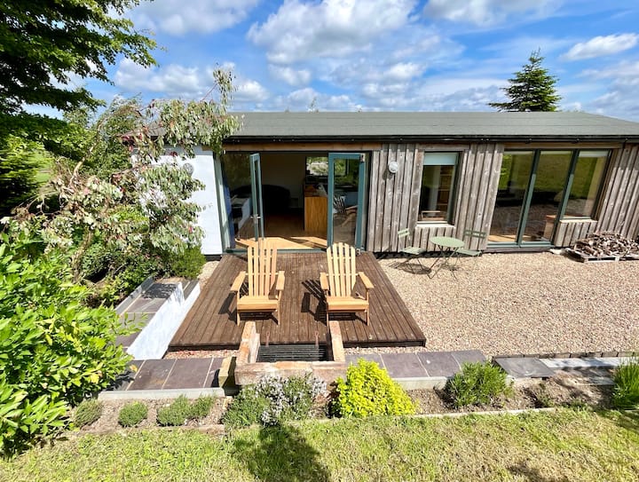 Maytree Cote Stylish Small Barn Conversion - Ripponden