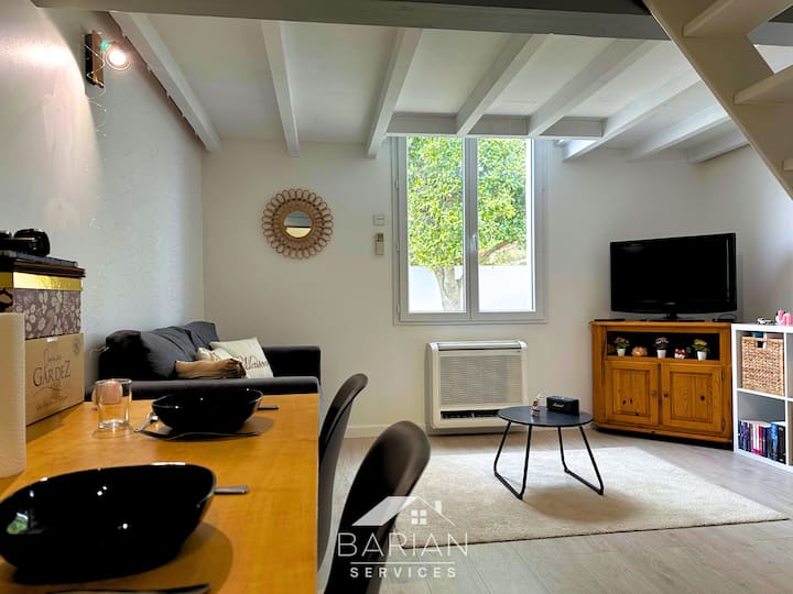 Maisonnette Cosy Avec Clim - Cour Calme, Mezzanine - La Rochelle