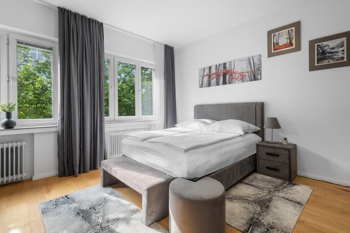 Deluxe Studio With Double Bed - Köln
