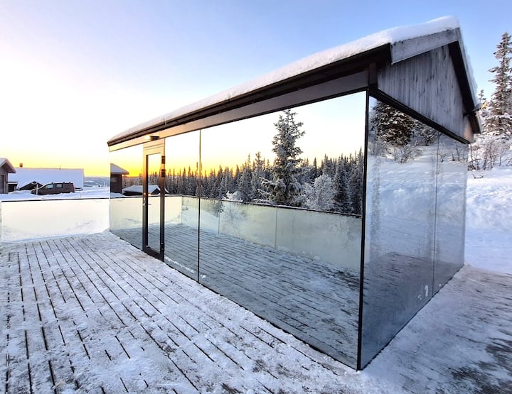 Spegill | Speilglass | Utsikt | Nyt Roen 1000m - Norway