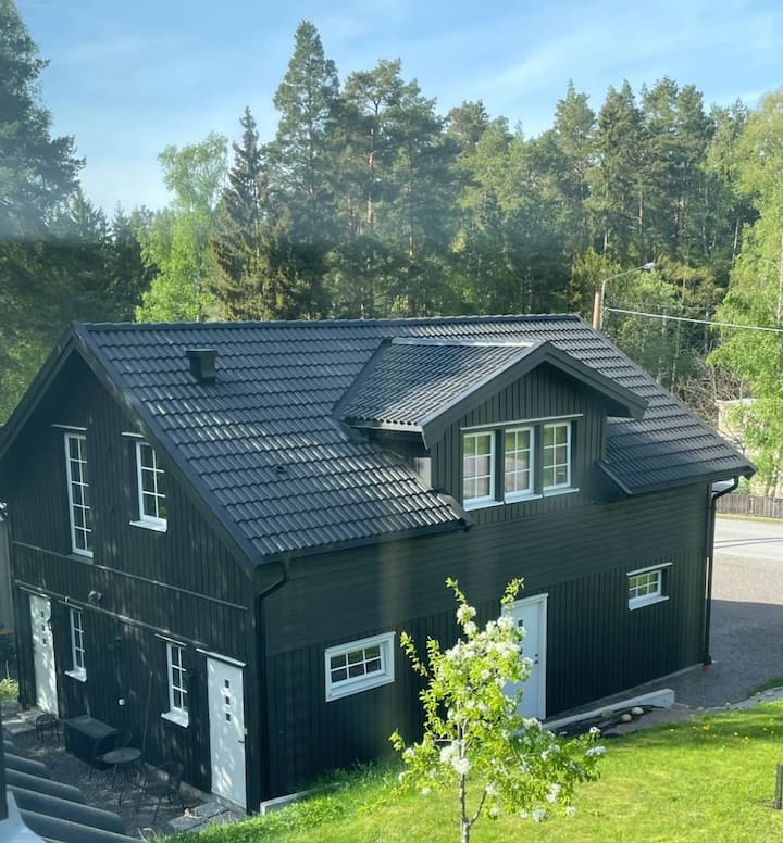 Nybyggt Hus Nära Naturen - Finspång