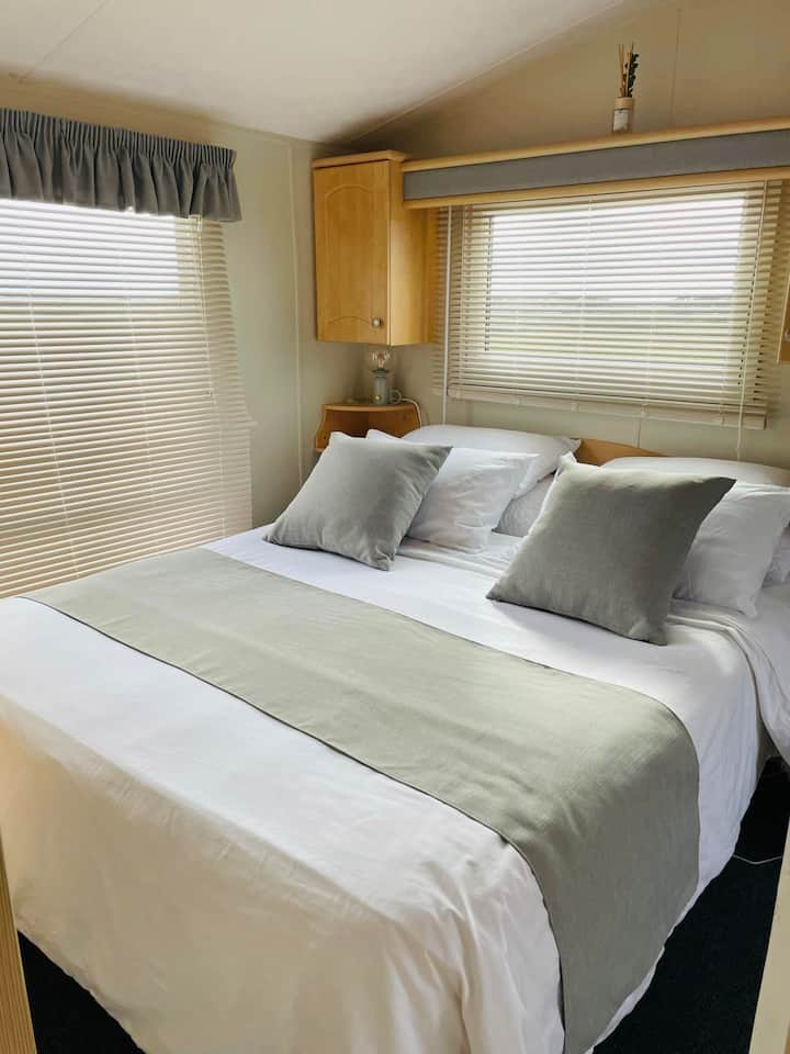Perfect Beach Bolt Hole - Constantine Bay
