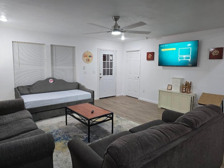 (4b/2b): Brand New House For Travelers (2762) - Tallahassee, FL