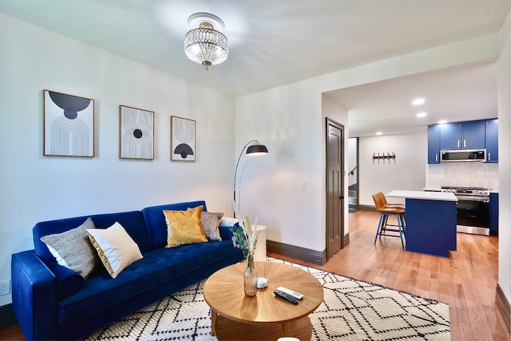 Chic & Luxurious 1bd | Modern Apt. Near Downtown - Catfish Bend Casino