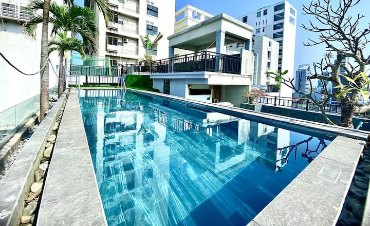 Spacious Studio With Balcony - Pool - Gym - Đà Nẵng
