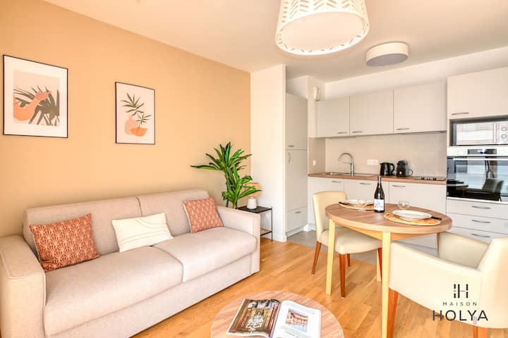 Proche De Paris - Le Chic - Clichy
