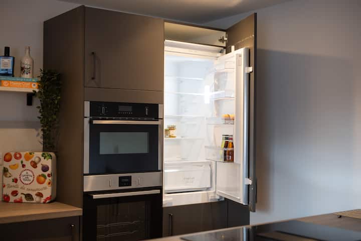 Cozy City Stay | 2br + Sofa Bed - Exeter