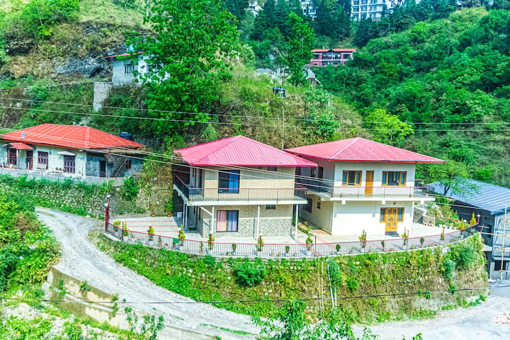 Mussoorie Cottages-2 | A 3bhk Villa By Homeyhuts - Mussoorie