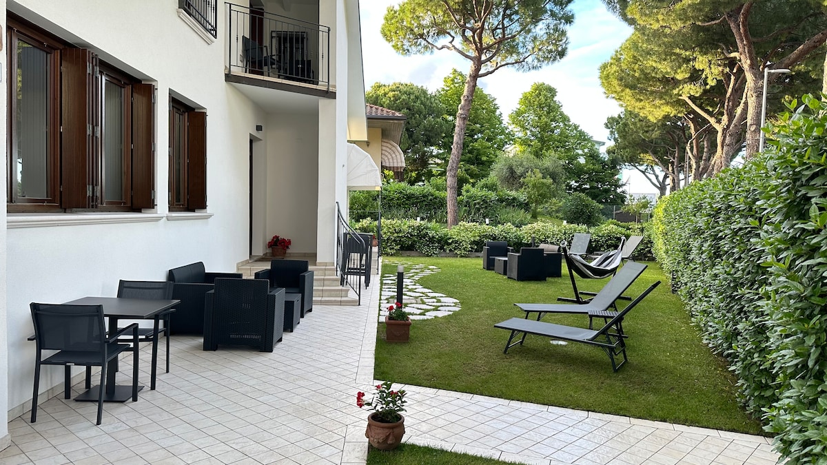 La Casa Bianca, Vierzimmerwohnung mit Parkplatz - Airbnb