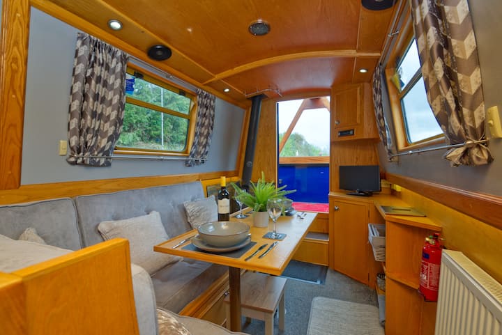 43ft Narrowboat With Garden - Bridgwater
