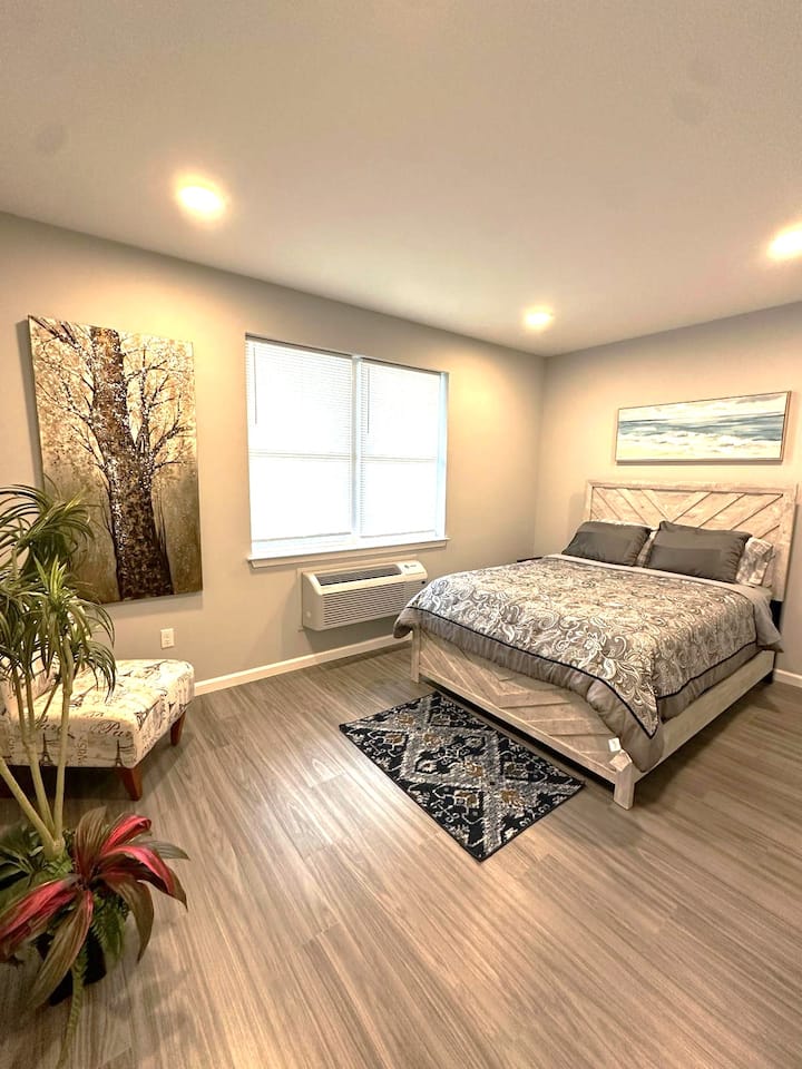 Brand New Modern & Luxurious 1bed, 1 Bath Apt C-4 - Allentown, PA