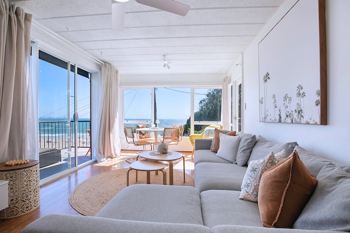 Azure Kirra—chic Beachfront Living In Coolangatta - Coolangatta