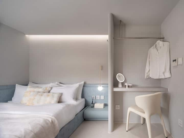 Solün Drift 日隱 | 中山商圈 / 中山捷運 / 電梯大樓 / 自助入住 / 15人 - Taipei