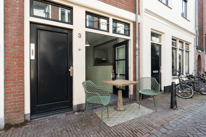 Beautiful 'Tiny House' In Utrecht City Center - Utrecht