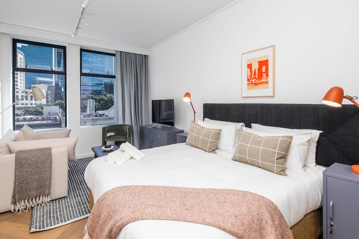 Studio | Zeeland Pier Aparthotel By Totalstay - Camps Bay