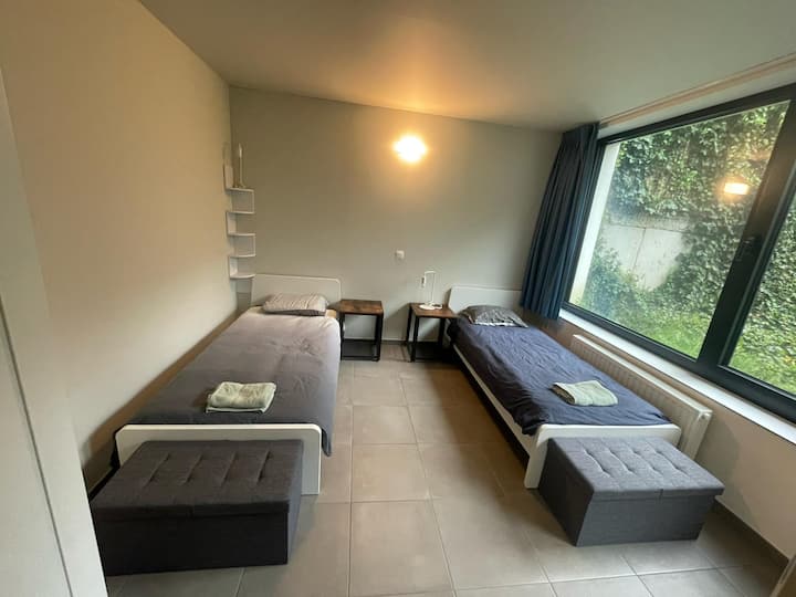 Bien Situé, Bien Pensé Avec Terrasse Pour Profiter - Ixelles