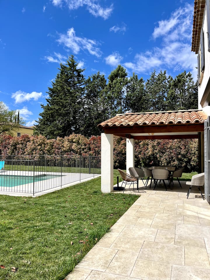 Maison Familial - Piscine / Barbecue / Pétanque - Aix-en-Provence