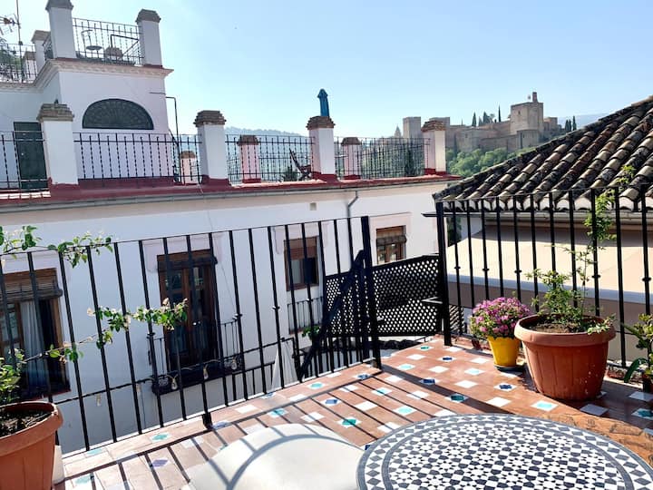Casa Basilia · Qubba Zirí: Refugio Romántico - Granada
