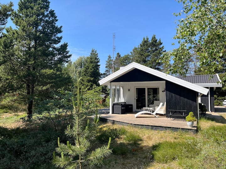 Dejligt Sommerhus På Flot Naturgrund - Denmark