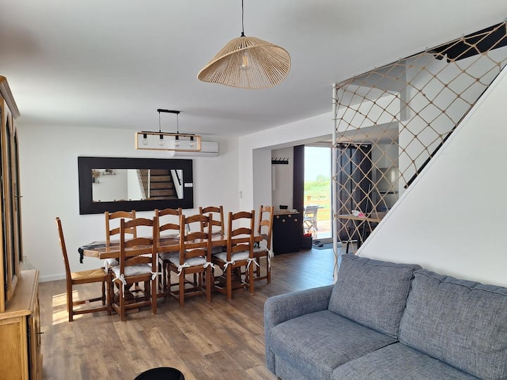 Gite 12 Personnes Avec Terrasse - Montrond-les-Bains