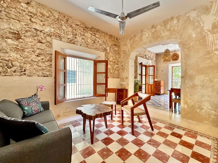 Charming Colonial House With Private Garden - Mérida