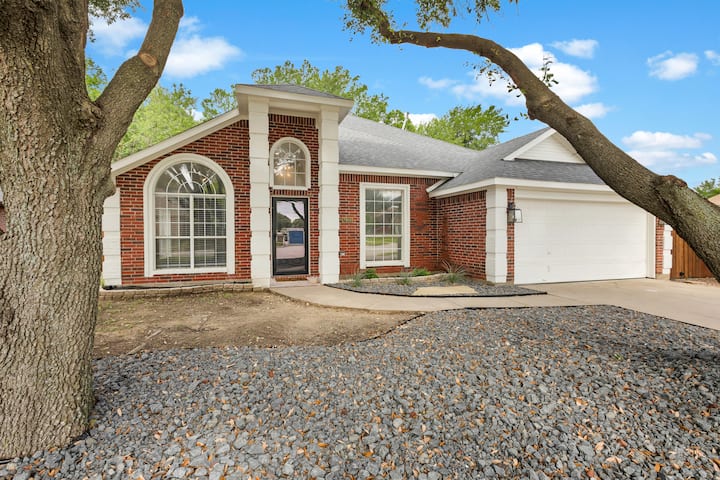 Beautiful Frisco Home! - Frisco, TX
