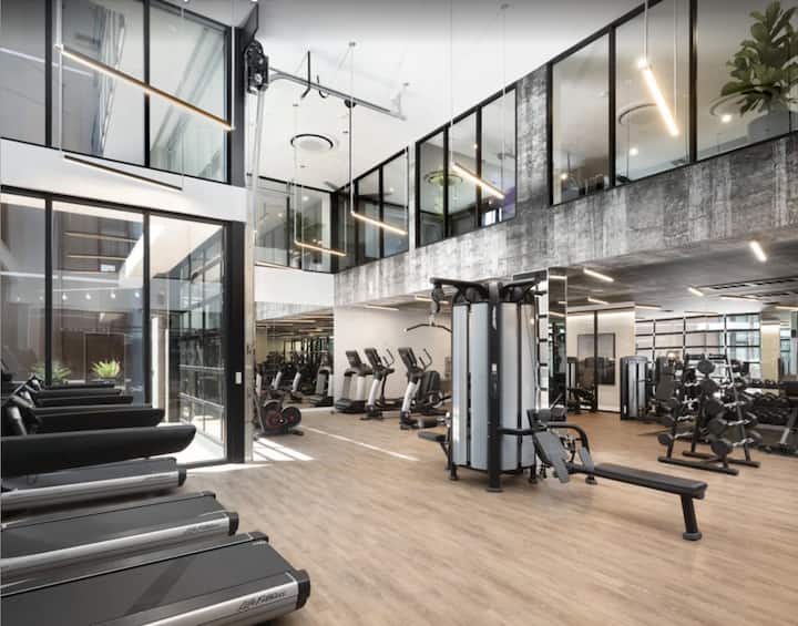 New Modern Apartment On The Block - San Diego, CA