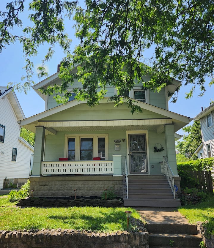 Cozy Retreat Near Fairgrounds - Ohio State University, Columbus