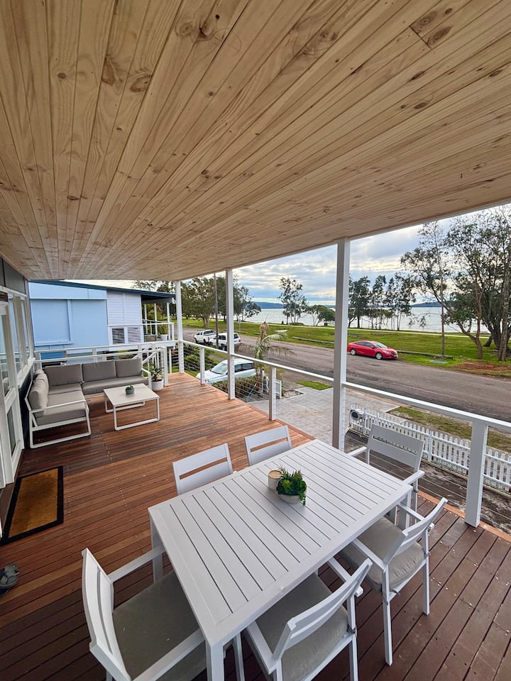 Sunrise On The Water - Lemon Tree Passage