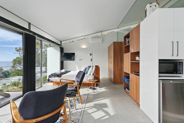 Eaglehawk Pavilions – Bayview Pavilion Two - Eaglehawk Neck