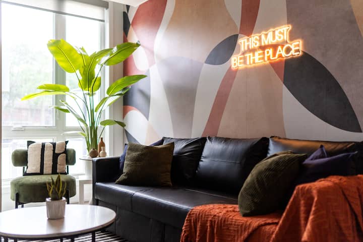 Skip Downtown Traffic! 3br, Steps To Yorkdale/ttc - Toronto