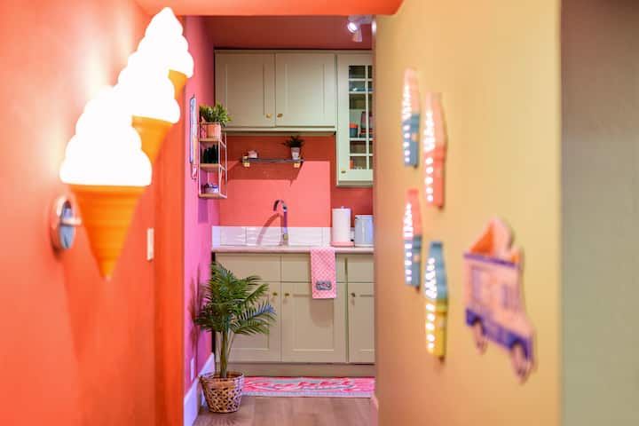 Ice Cream Dream|candy-pop Stay|sunset Deck View - San Francisco Bay Area, CA