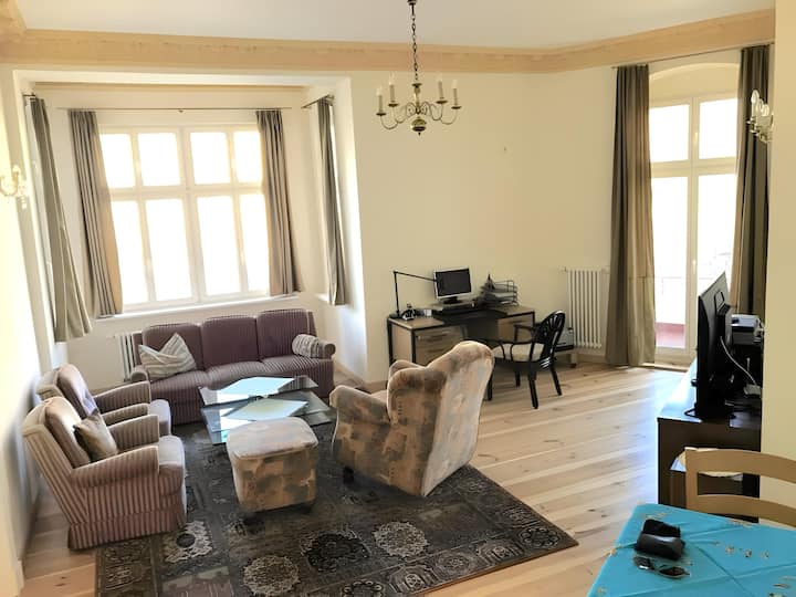 127m2 Altbau-charme Im Prenzlauer Berg - Berlin