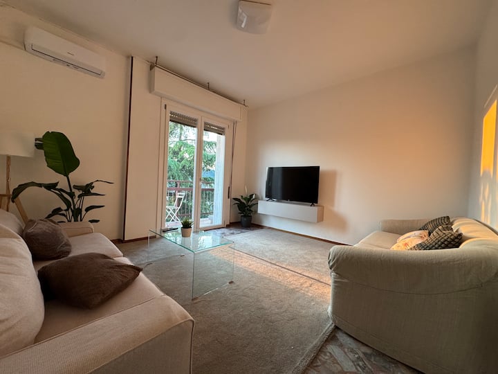 Cosy Penthouse Near The Hospital - Brescia