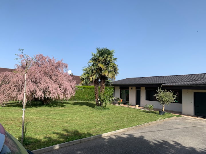 Petite Villa Proche Du Lac Léman - Lake Geneva