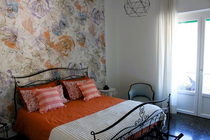 Ca' Montello Apartment   5 Minuti Dalla Stazione - Cinque Terre