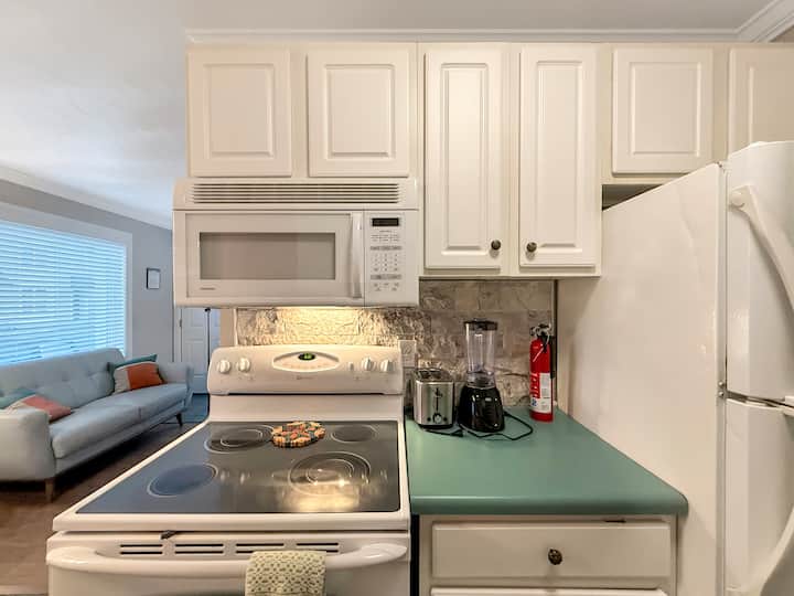 2bdrm Beach Escape! Relaxation, Sun And Fun! - Virginia Beach, VA