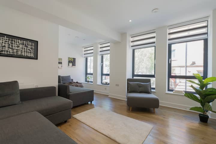 Stylish Modern Apartment By Aldgate East Station 1 - London
