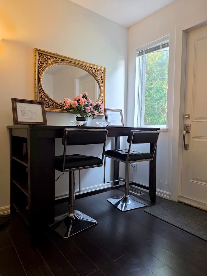 Westwood Plateau Private Suite - Coquitlam