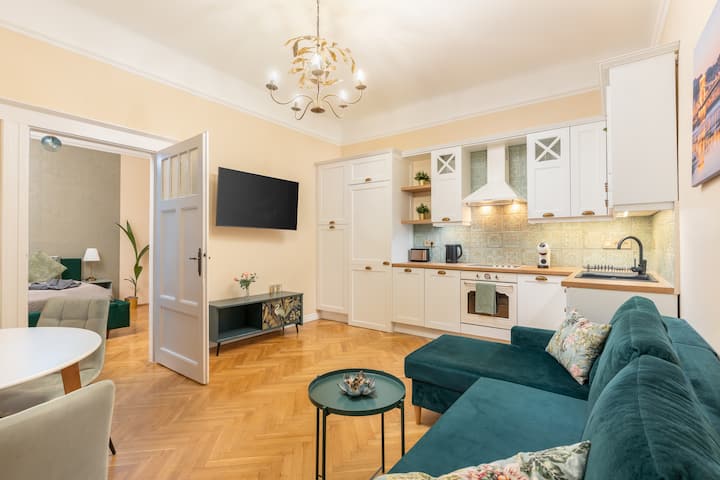 Spacious 2sepbr|2bath Apt By Westend Washer&dryer - Budapest