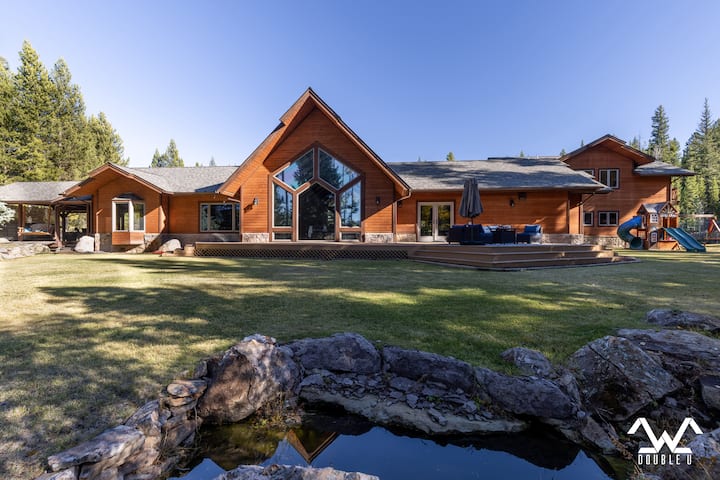 Enormous Home! 6,000 Sqft! Hot Tub 6 Private Acres - ビッグ・スカイ, MT