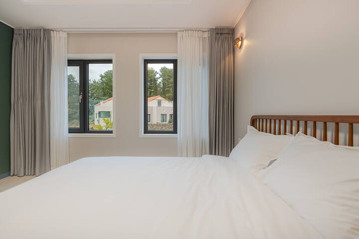 [Airbnb오픈]프라이빗 독채/세련됨/자연친화적/연박할인/공항 25분 거리/가온스테이 - Jeju-si