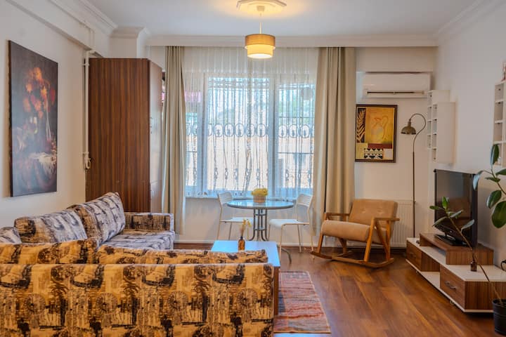 0097 • Akāret - Istanbul