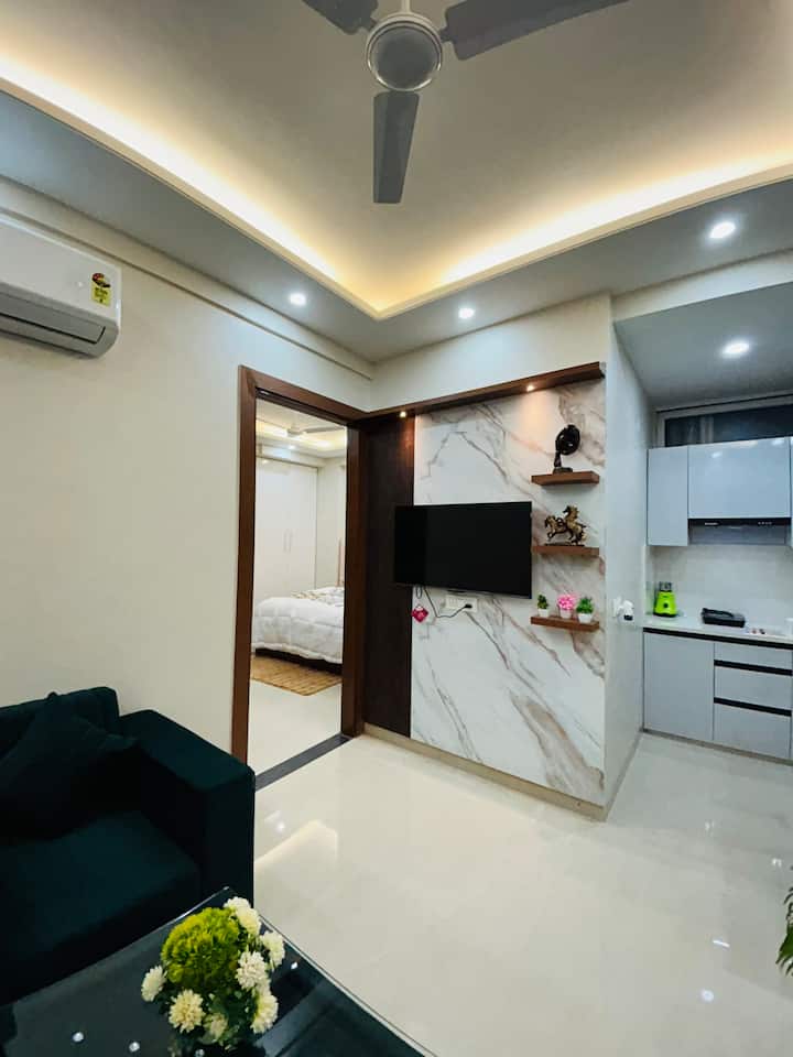 Urban Haven 1 Bhk Serviced Apartment Sector 52 - Gurugram