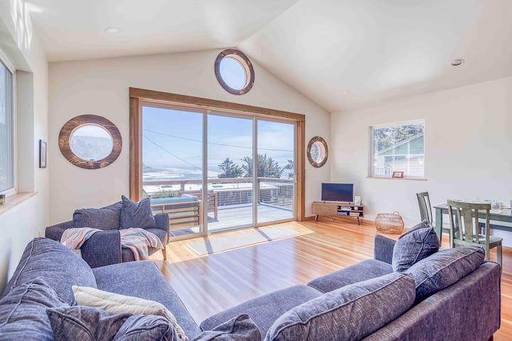 Bird's House - Yachats, OR