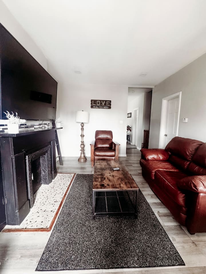 Your Home Away From Home 2br Wloft,private Parking - Pittsburgh, PA