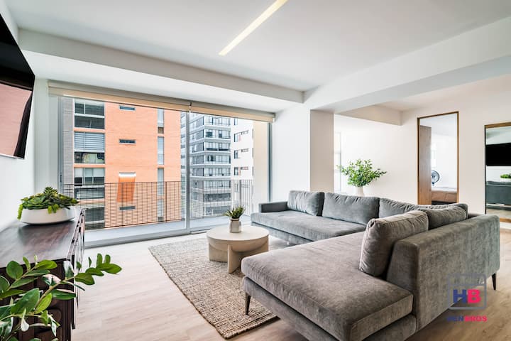 Neuchatel, Plaza Carso, City Market, Seg 24 Hrs - Mexico City