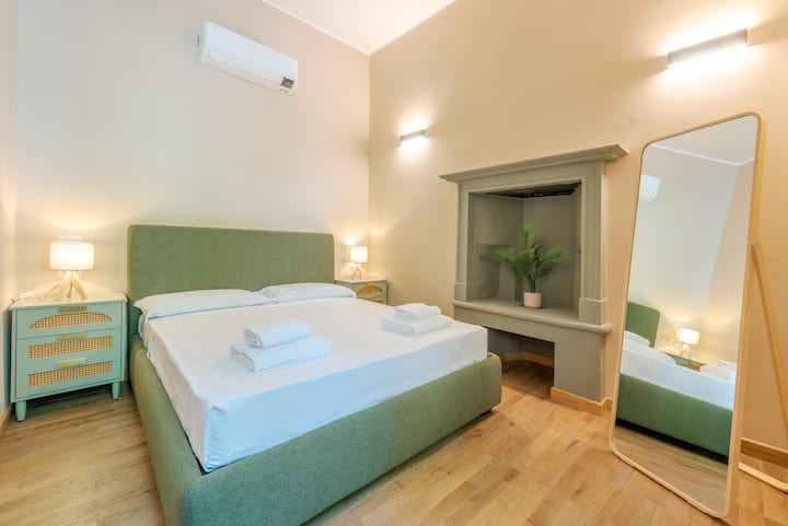 Melzi D'eril Lux | 2 Bedroom Apartment - Milan
