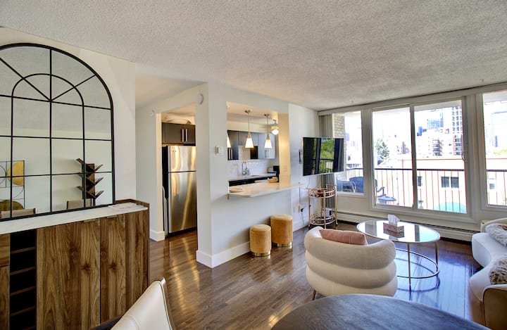 Appartement 2 Ch. Chaleureux | Parking Chauffé - Calgary